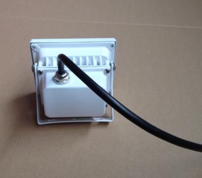 China High lumen Epistar led chip AC85-265V led floodlight for sale