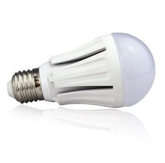 China 9w Epistar led chip led lamps E27/E26 led bulbs Warm white Cool white color for sale