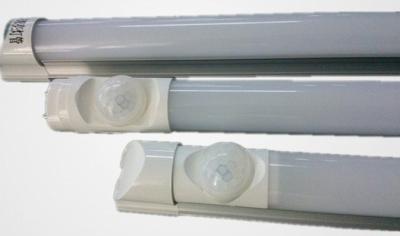 China Indoor sensing integrated led tube light with G13 lamp holder for sale