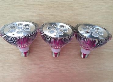 China E27/E26/B22/GU10 base led light PAR30 for sale