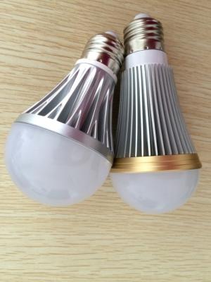 China Epistar led chip SMD 5730 led bulb light E27 base for sale