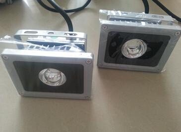 China IP68 LED floodlight 3 years warranty for sale