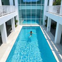 China Protective Tempered Float Safety Glass For Pool Shower Room Enclosures for sale