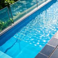 China Protective Tempered Float Safety Glass For Pool Shower Room Enclosures for sale