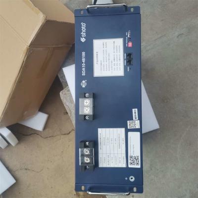 Cina 5.12kW 100Ah 48V Lifepo4 Batteria al litio 3U Rack Mount M8 Terminal Max Support 16 In parallelo in vendita