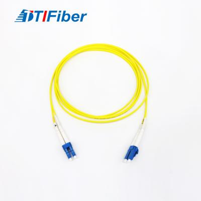 中国 1M 2M3MSMシングルモードLC/UPC -LC/UPCデュプレックスLSZH光ファイバーパッチコード 販売のため