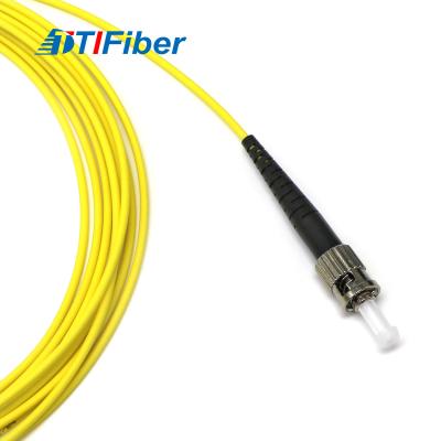 Chine Câble optique durable de haute qualité de corde de correction de la fibre SC/LC/ST/FC UPC RPA de FTTH à vendre