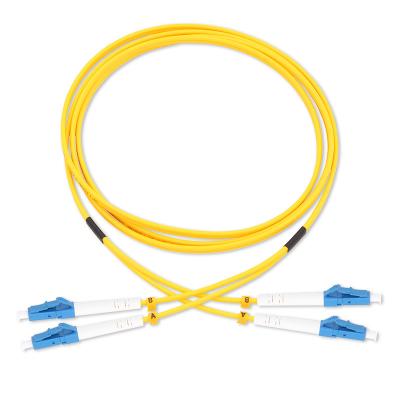 China Cordón a dos caras con varios modos de funcionamiento del cable del remiendo de la fibra óptica FTTH del Lc-Sc SM Os2 9/125um del descenso al aire libre interior del duplex en venta