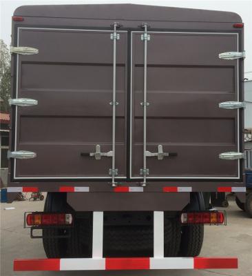 China Safety Belt Small Commercial Trucks Adjustable Steering Wheel High Roof Cab for sale