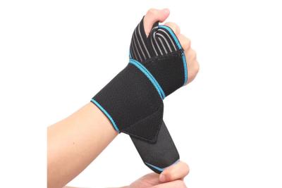 China Comfortable Neoprene Wrist Brace , Gym Fitness Wrist Support Straps For Arthritis for sale