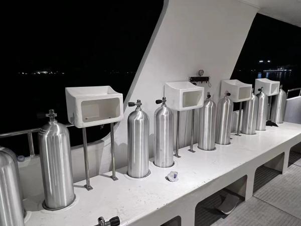 Quality 6.8L 300bar Composite Air Cylinder Filled by Compressor for Carbon Dioxide Gas Storage for sale
