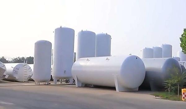 Quality Horizontal Cryogenic Tanks for LNG Storage for sale