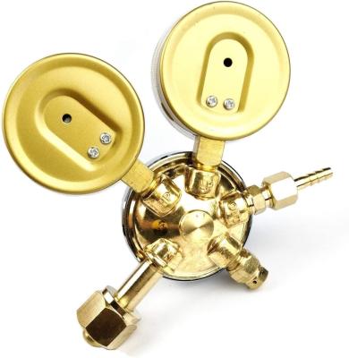 China Oxygen Regulator Large Tank Gauge Cutting Torch Regulator Cga 540 for sale