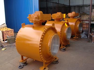 China API607 Double Block Bleed Ball Valve , WCB Side Entry Ball Valve for sale