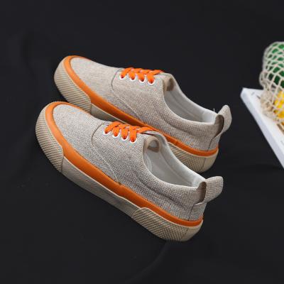 Cina Allacci le scarpe su ordinazione di sport, sport che personali le scarpe sudano la sostanza assorbente in vendita