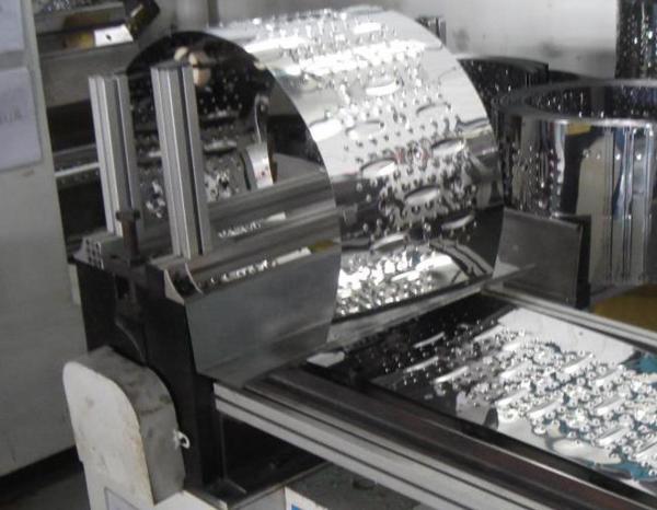 Linha de moldagem de chapa de metal flexível de máquina de lavar