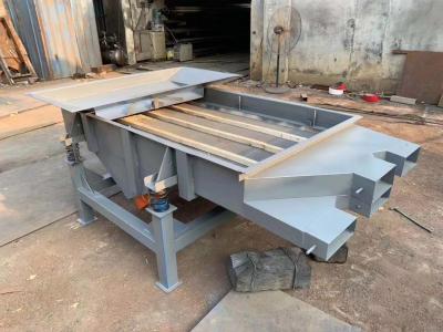 China 1-5 layers  High Frequency Large Capacity Fine Screening Linear Vibrating Screen Machine for sale