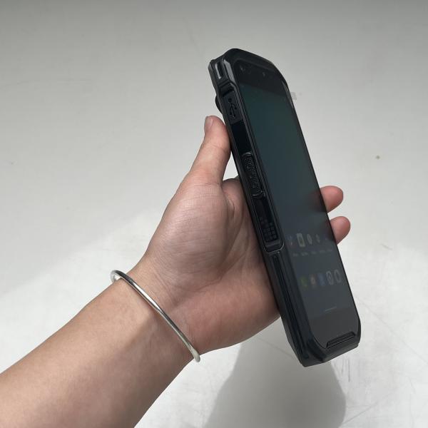 Quality 6GB Ram Industrial Pda Android Customized Handheld Rugged Computer 5.5 Inch for sale