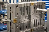 China Custom Plastic Injection Mould for sale