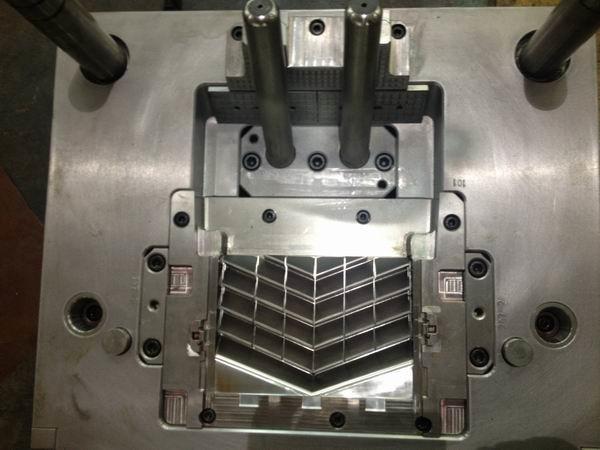 Quality Antirust Air Intake Grille Automotive Injection Mould With Harden Steel for sale