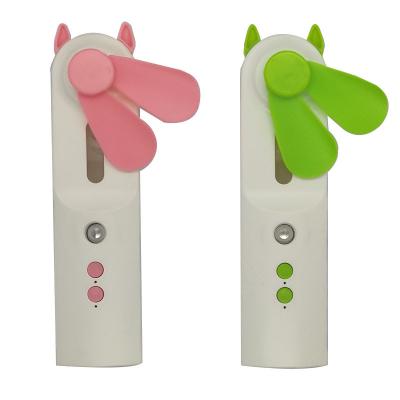 Китай Пользовательский литьевой мини-портативный перезаряжаемый USB настольный вентилятор продается