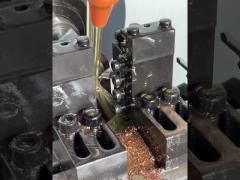 CNC-Bearbeitung Hochpräzisionsmetall/Stahl/Aluminium/Kupfer/Brass-Goldplattierte Verbindungseinrichtung/Elektroterminal-Pin/Lötfeder Pogo-Pin