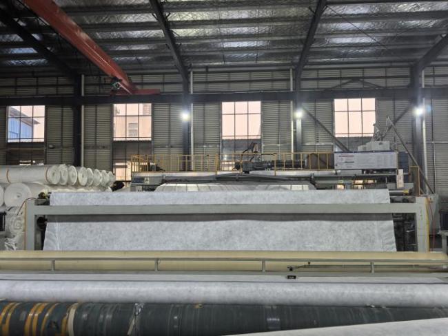 Smooth HDPE Waterproof Geomembrane For Landfills And Sewage 16