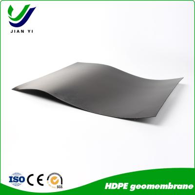 China Smooth HDPE Geomembrane for Mine Tailings Ponds with Ultra-low Permeability and Chemical Corrosion Resistance for sale