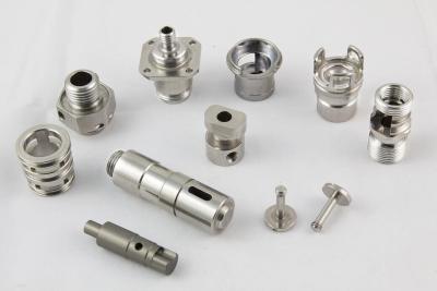 Cina CNC di alluminio del metallo di nichelatura che gira tolleranza di acciaio inossidabile 0.005mm in vendita