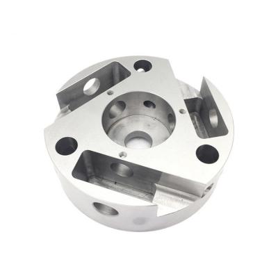 Cina AL 6063 pezzi meccanici di precisione di CNC 7075T fissa il taglio e la perforazione in vendita