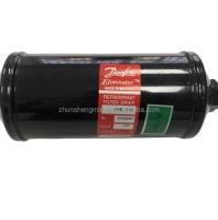 China Boost Functionality with Bus Air Conditioning Filter DML305 and Liquid Storage Tank for sale