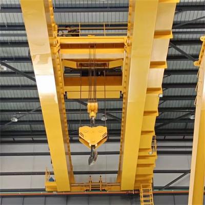 中国 QD Type Overhead Crane Machine 50t Double Girder Bridge Crane For Steel Work 販売のため