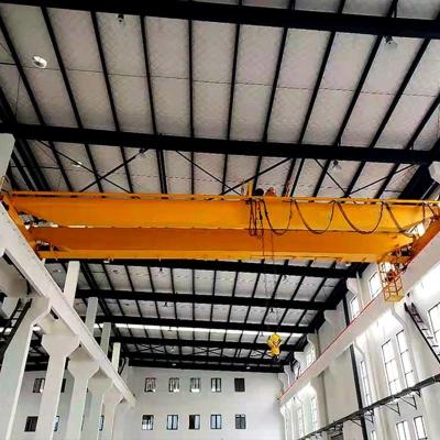 China Twin Beam Overhead Crane Machine QD Model 5 Ton Bridge Crane With Trolley for sale