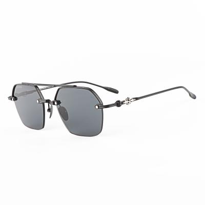 China 2025 Unisex Titanium Luxury Frames Men Women Pilot Designer Work Party Beach Customizable Shades Sunglasses Wholesale Brand logo for sale