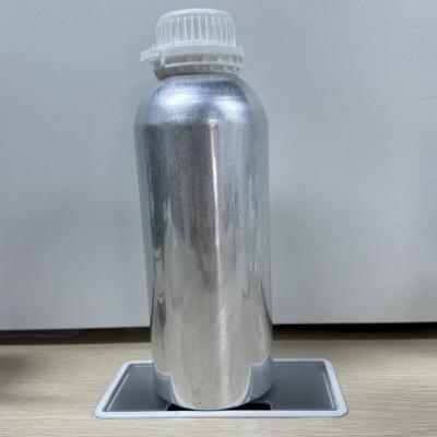 Cina Rosmarinus Officinalis Olio di foglia di rosmarino CAS 8000-25-7 Liquido oleoso giallo in vendita