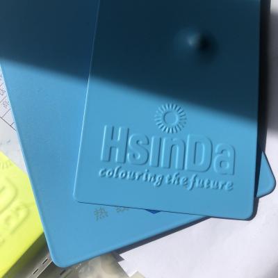 中国 RAL9003 ポリエステルマット光沢粉末コーティング AAMA 建築用認定 販売のため