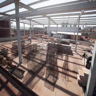 China Energy Efficient Climate Controlled Poultry House with Modular Design Feeding Line for sale