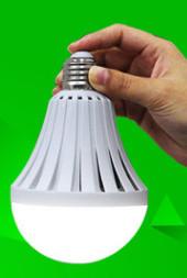 China 5 W AC power built in Li battery PP material Emergency bulb LED Rechargeable Bulb for sale