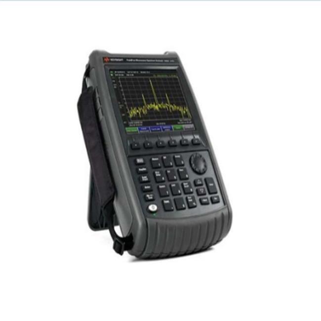 KEYSIGHT N9961A FieldFox Spectrum Analyzer side view