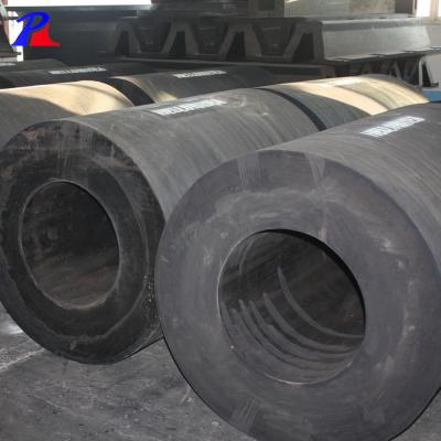 China Rubber Fender Prijs Bescherm sleepboot met top-notch cilinder Dock Fenders Te koop