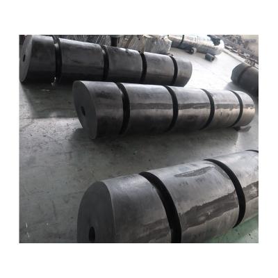 Cina Y1800*1000 Fender di gomma per imbarcazioni marine con materiale di gomma naturale in vendita