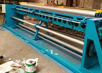 China Twisted Hexagonal Wire Weaving Machine with 45-65 Cycles/Min Speed and 4 Meter Width Capacity for sale