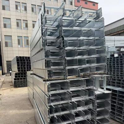 중국 100-600mm 핫 디프 젤바니제 케이블 트레이 부패 저항 판매용