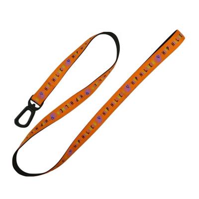 China Strong Comfortable Retractable Dog Leash Pet Dog Lead With Black Claps for sale