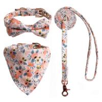 China Luxurious Dog Collar Triangular Scarf Leash Set Adjustable 1.0M 28CM Custom Colors for sale