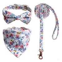 China Luxurious Dog Collar Triangular Scarf Leash Set Adjustable 1.0M 28CM Custom Colors for sale