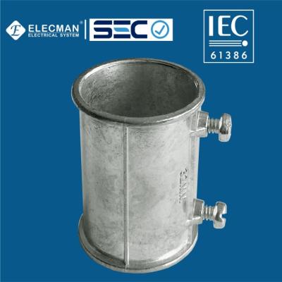 China IEC 61386 Zinc Conduit Coupling EMT Set Screw Connector EMT To EMT Type for sale