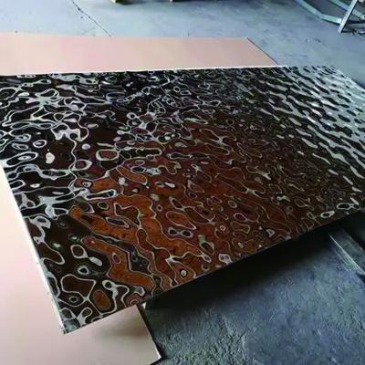 China Folha de aço inoxidável corrugada de espelho dourado ASTM Standard 300 Series 8K para várias indústrias à venda