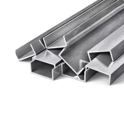 China Building Contructions Application Carbon Steel C Channel Sizes for Pipe Support Tolerance ±1% for sale