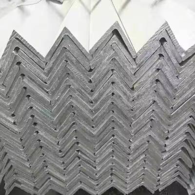 Chine Ms Angles d'acier pour une surface plate en acier doux ASTM 572 Gr50 Poids léger 50*50*6 à vendre